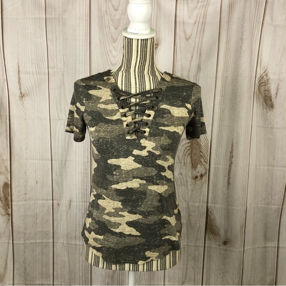 Mudd | Tops | Mudd Camo Short Sleeve Tee | Poshmark